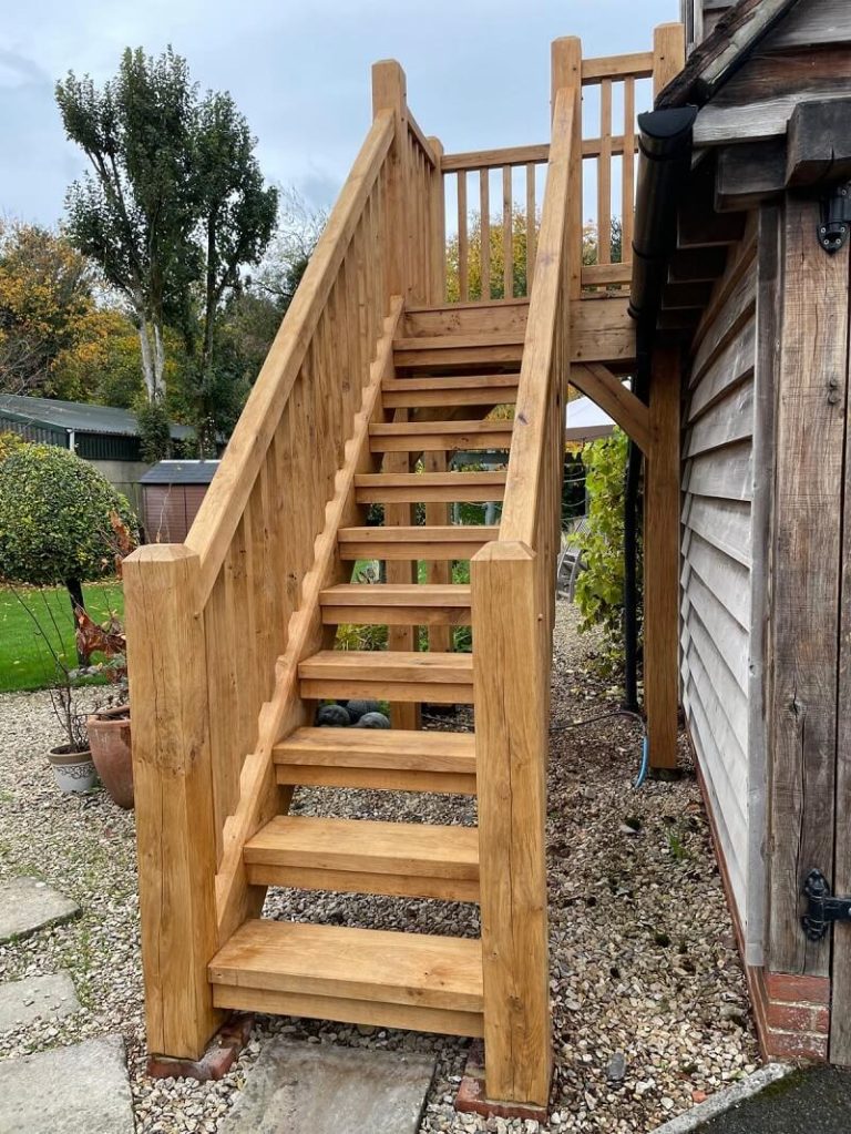 Outdoor Oak Staircase | Strong, Durable I Handmade in Green Oak
