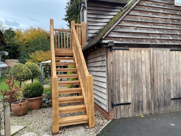 Outdoor Oak Staircase | Strong, Durable I Handmade in Green Oak
