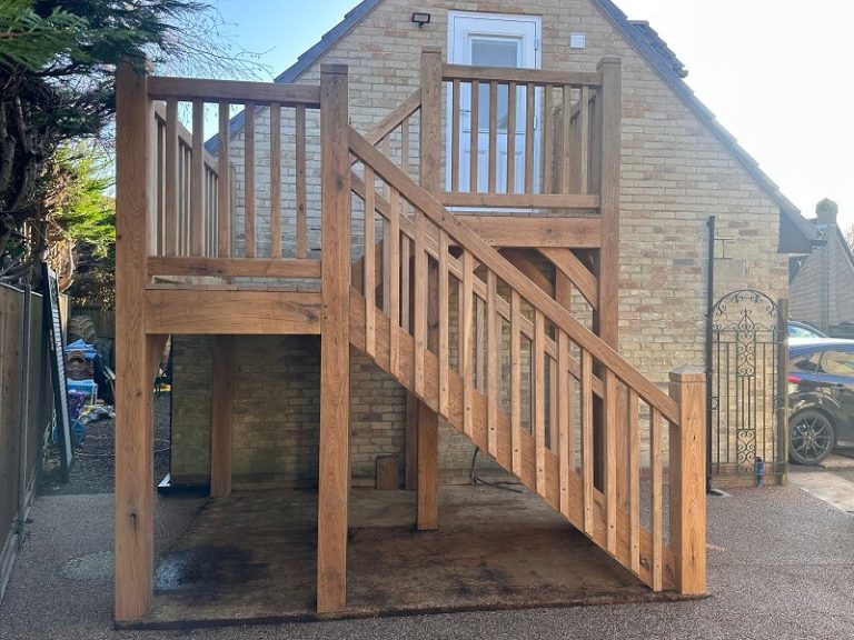 Outdoor Oak Staircase | Strong, Durable I Handmade in Green Oak